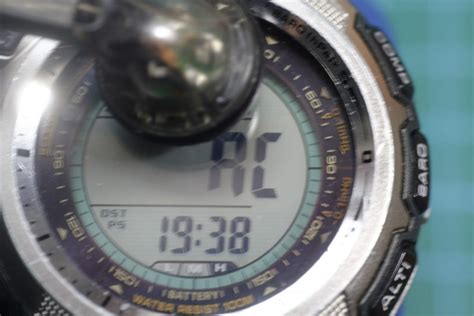 dcf77 synchronize the time of your clock without problems watch