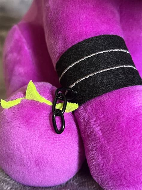 Hes Here R Riskofrain