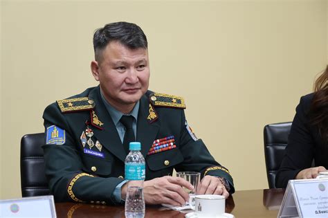 “ЭРҮҮЛ МОНГОЛ ХҮН” ҮНДЭСНИЙ ХӨДӨЛГӨӨНИЙГ ЭРЧИМЖҮҮЛНЭ ЦЭРГИЙН ТӨВ ЭМНЭЛЭГ