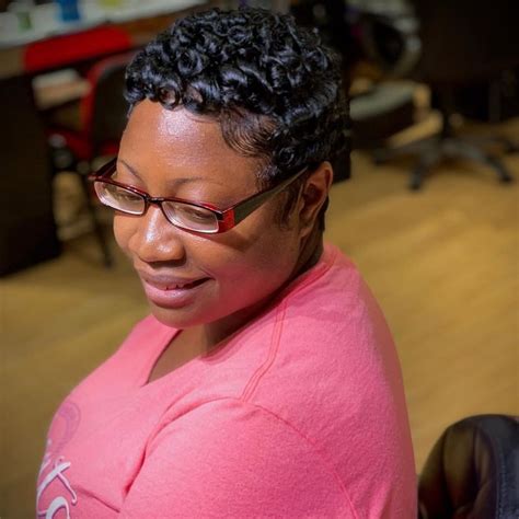 30 Curled Hairstyles For Older Women