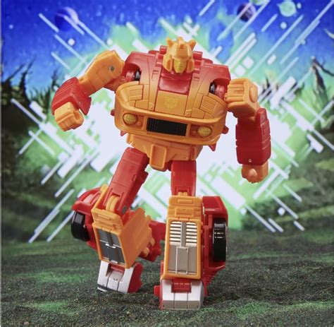 Walmart Exclusive Transformers G2 Themed Line Revealed
