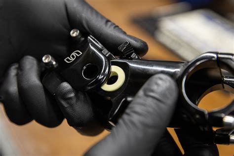 Eesilk Stem Axle And Bushing Service Procedure