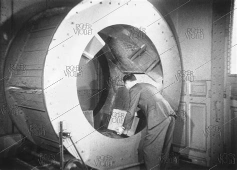 General Laboratory For Sncf Packagings Test With A Tumbler