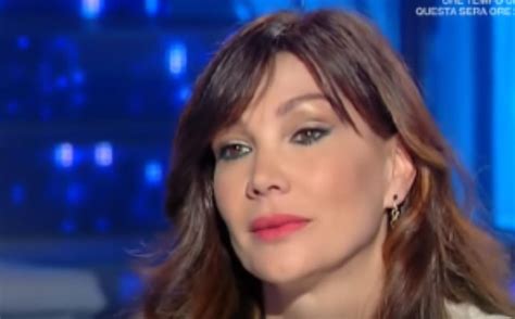 Luisa Corna Età Marito Figli Altezza E Dove Vive Lattrice