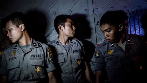 Tembak di tempat kasus narkoba 'meningkat empat kali lipat' pada 2017 ...