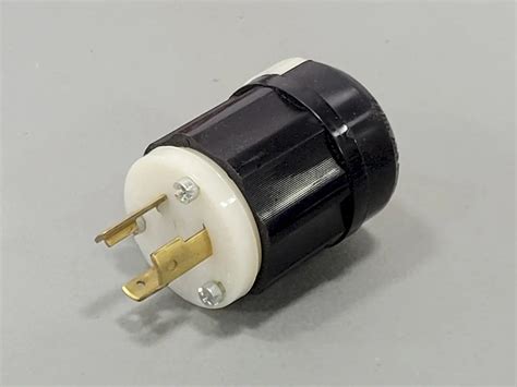 20a Locking Plug 2311