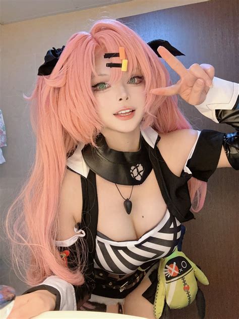 Nicole Cosplay Zenless Zone Zero Hoyolab