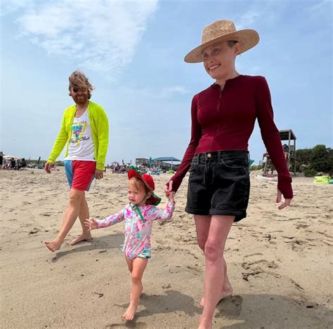 Casey Mcintyre Nyc Mom Announces Her Own Death In Heartbreaking