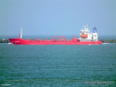 YASON Vessel photos for rainerw - vesseltracker.com