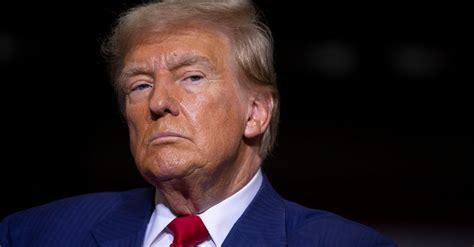 Трамп заявив про готовність Зеленського до переговорів коли закінчиться війна в Україні