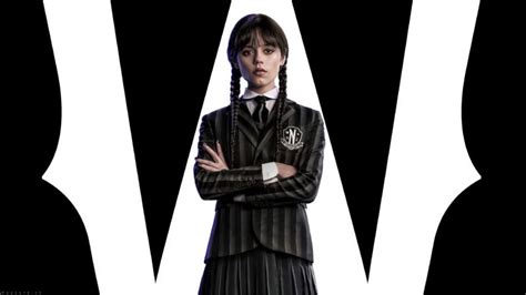 Hình Ảnh Wednesday Đẹp Lạnh Lùng Càng Nhìn Càng Cuốn