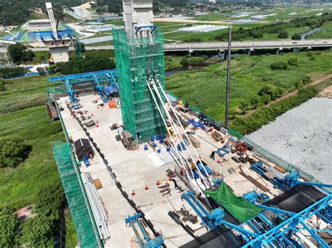 Safe Korea 도로공사 ‘안전신호등 현장 안전 지킨다 대한경제