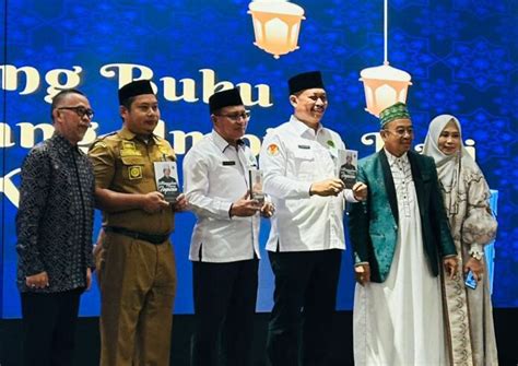Dr K H Amirullah Amri Tokoh Literat Dengan Kemampuan Lisan Dan