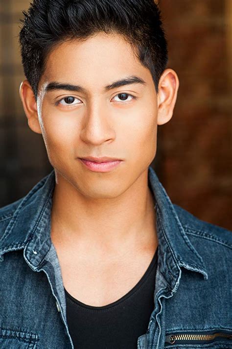 Adrian Favela Actor Cinemagia Ro