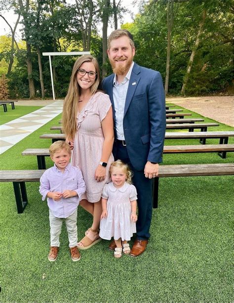 Joy Anna Duggar Breaks Dress Code In Daring New Outfit As She Defies