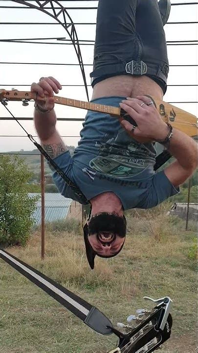 თავდაყირა 😁 Youtube