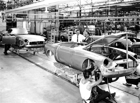 Mgb Assembly Line Made In Australia 8 X 10 Photograph Ebay
