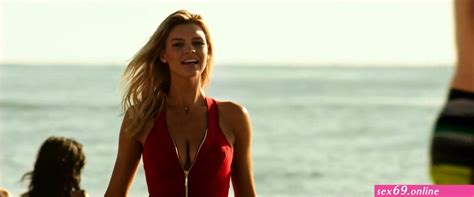 Kelly Rohrbach Baywatch Sex Scene Sexy Photos