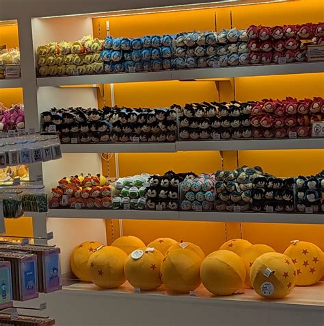 Le Dragon Ball Store Tokyo A Ouvert Ses Portes Dragon Ball Super France