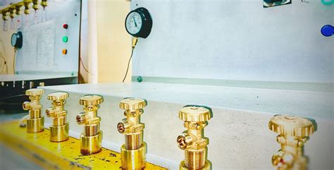 Lpg Gas And Propane Cylinder Valves Manufacturers And Exporters Svarrnim