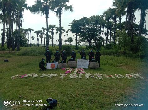 ဒေါ်အောင်ဆန်းစုကြည် မွေးနေ့ နောင်ရိုးအထူးပြောက်ကျားတပ်က ပန်းသပိတ် ပြုလုပ်