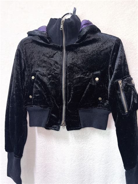 오네갸루 고스펑크 퍼플 블랙 벨벳 후드 크롭패딩 점퍼 미사 나나 Y2k 후루츠패밀리