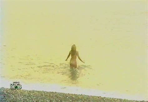 Naked Larisa Shakhvorostova In Levaya Grudym Afrodityi