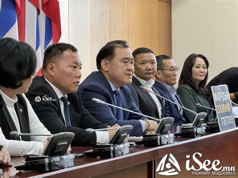 ШУУРХАЙ АН ын Улс төрийн зөвлөл хамтарсан Засгийн газарт орж ажиллахыг дэмжжээ Isee Mn