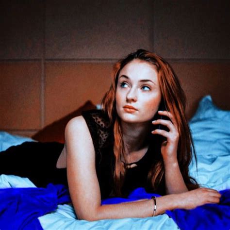 Pin On Sophie Turner Sophie Turner Red Haired Beauty Sophie