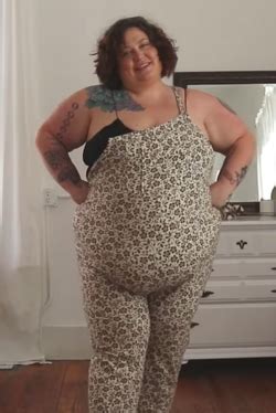 Corissa Enneking Fatgirlflow And Juliana J Aprileo Comfyfattravels Page Kiwi Farms