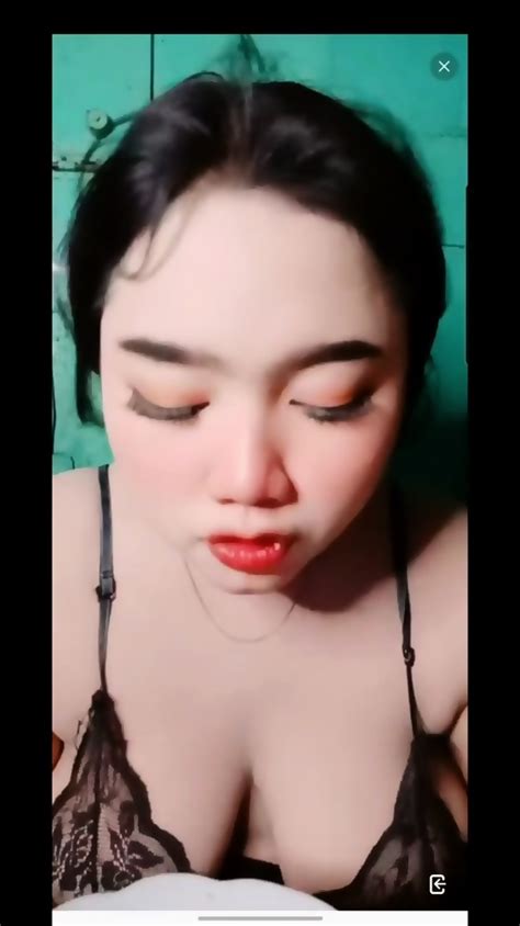 Makan Dulu Terus Ngobel Memek