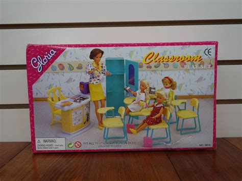 Gloria Dollhouse Furniture Classroom Play Set Barbie Doll House