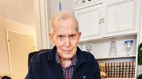 Sune 89 Ställer Ut Sin Konst För Första Gången Vlt