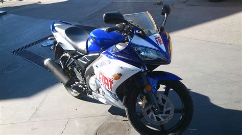 무료 이미지 바퀴 모토 혼다 스즈키 명령 오토바이 타기 육상 차량 발렌티노 도로 경주 자동차 제조 자동차 외장 슈퍼 바이크 경주 플로팅