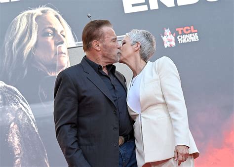 Jamie Lee Curtis Arnold Schwarzenegger Reunite 28 Years After True Lies