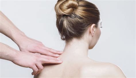 Massaggio Per Cervicale Benefici E Controindicazioni
