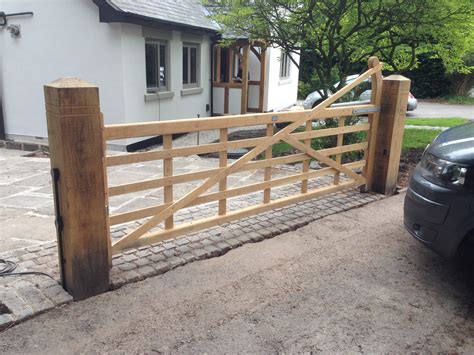 New Installation Of Automation To Five Bar Farm Gate SINGLE Swinging