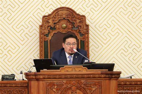 Монгол Улсын Үндсэн хуульд өөрчлөлт оруулж баталлаа