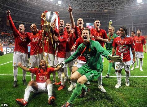 Thư Viện ảnh Ảnh Ronaldo Mu 2008 Với Kỷ Niệm Tuyệt Vời Tại Old Trafford