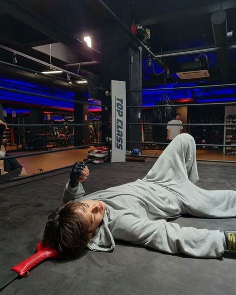 Weak Hero Class 1 Woo Young Hero Drama Bts Black And White