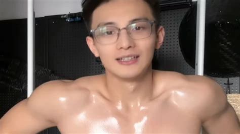 直播间炸了 YouTube