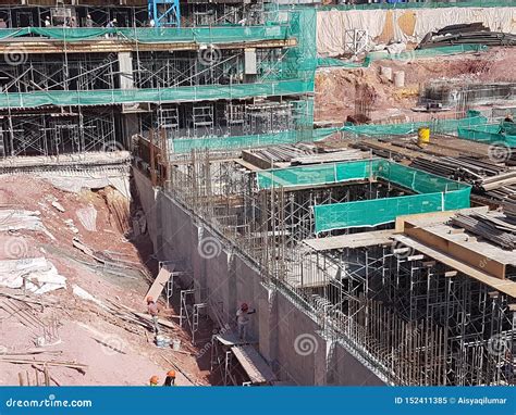 Building Substructure And Super Structure Under Construction Using The Open Cut Method