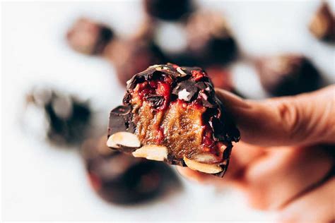 Bombones Rellenos De Crema De Cacahuete Y Frambuesa Delicias Kitchen
