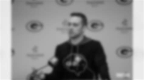 Inbox He Sure Looks The Part