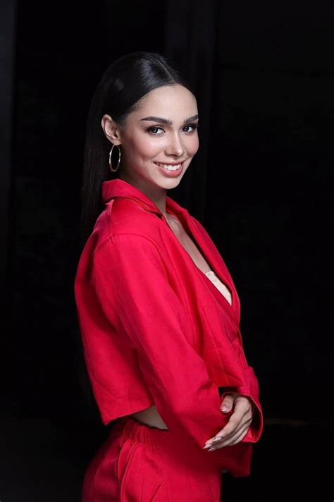 មិនធម្មតាទេ ហង្ស ម៉ានីតា បរវកញ្ញាចក្រវាឡកម្ពុជា២០២២