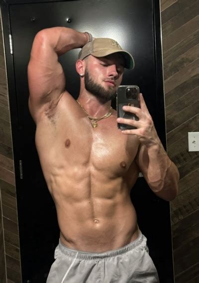 Post [775806672898818048] Super Beefy Tumbex