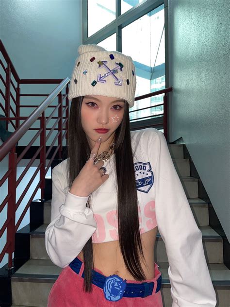 230129 Xg Twitter Update Chisa Kpopping