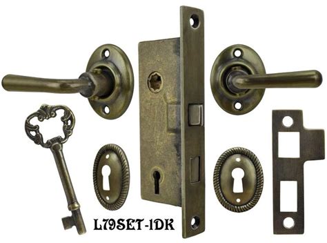 Narrow Lock Set With Lever Handles For Small Backset Doors L79set 1pb Door Handle With Lock