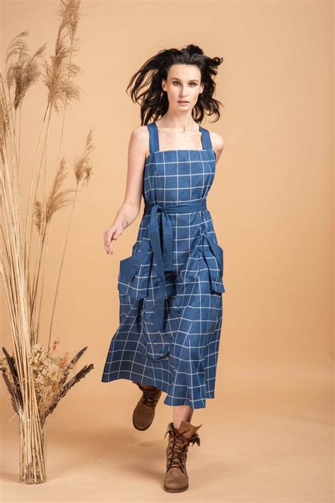 Джинсовий сарафан фартух клітка з кишенями Vona Dmytra