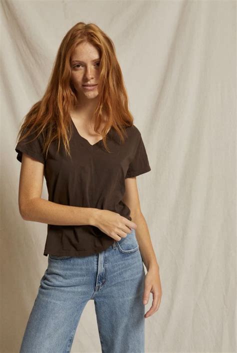 Perfect White Tee Hendrix Tee In Cafe